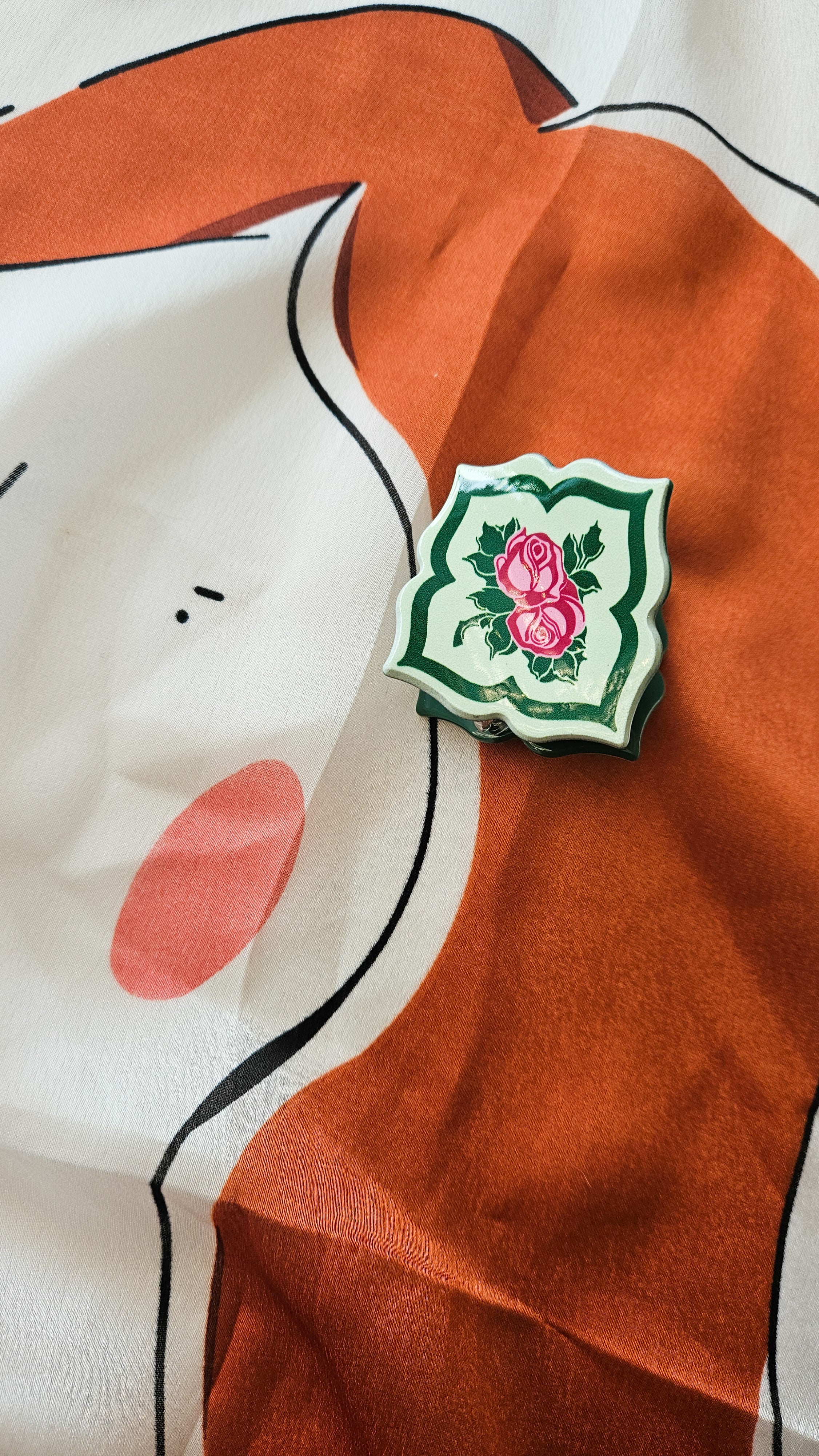 Peranakan Tile Hair Claw Clip Rose Tile w/Green Frame – Cat Socrates Online