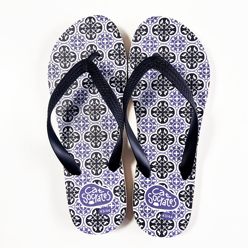 Peranakan Tile Flip-flops Black & White Classic tile – Cat Socrates Online